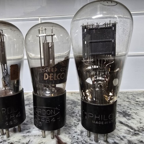 Lot of 8 Vtg Globe Style Display Vacuum Tubes ︎ Includes Types 26, 27 ...