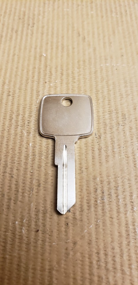 Ilco - 1595 - Briggs and Stratton - Mack Truck - Key Blank | eBay