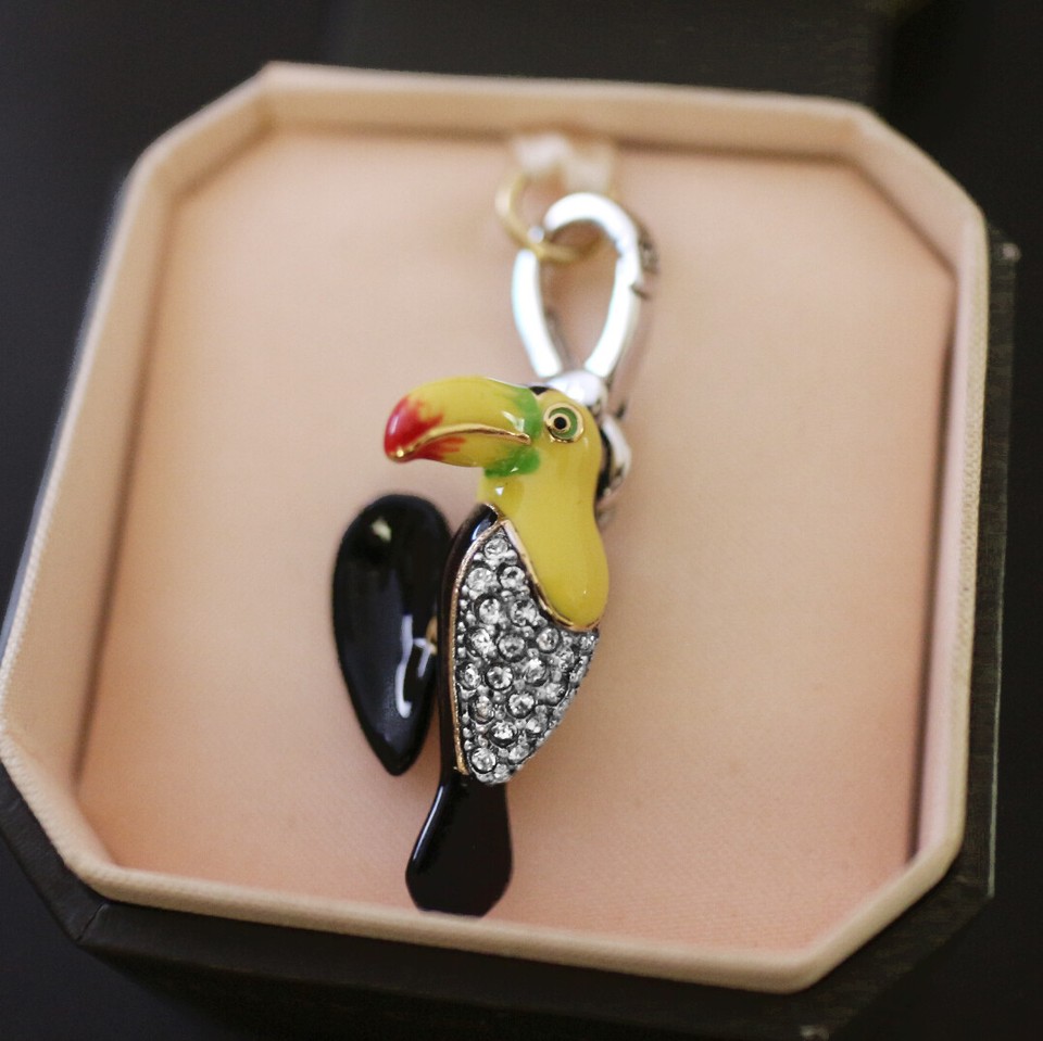 NWT NIB JUICY COUTURE Toucan Pave Crystal Tropical Bird Bracelet Charm ...