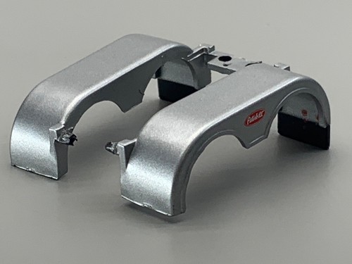 1/64 DCP PARTS SILVER PETERBILT 359/379/389 REAR WTI FENDERS W/ LIGHTS ...