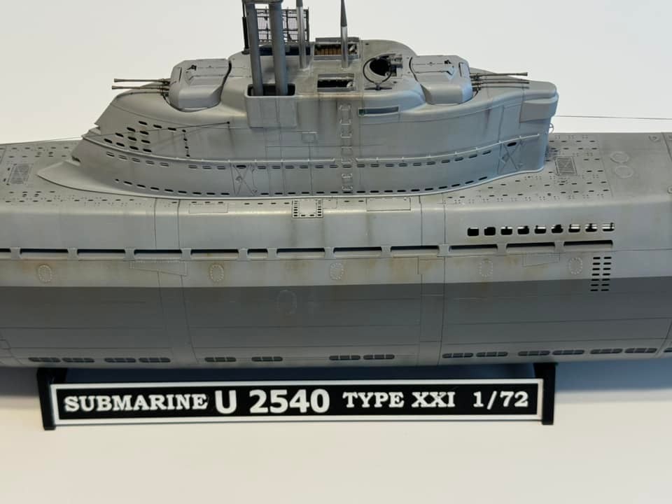 German U-Boat Type XXI U-2540 Submarine 1/72 Scale Model Kit with PE ...