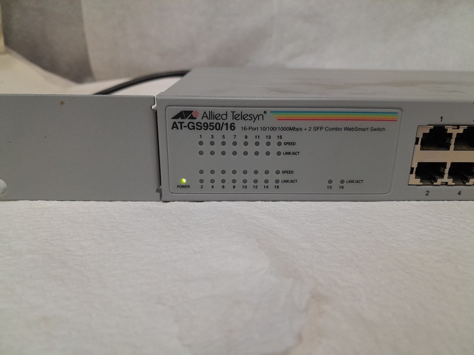 Allied Telesyn AT-GS950/16 External 16-Port Unmanaged Gigabit Ethernet ...