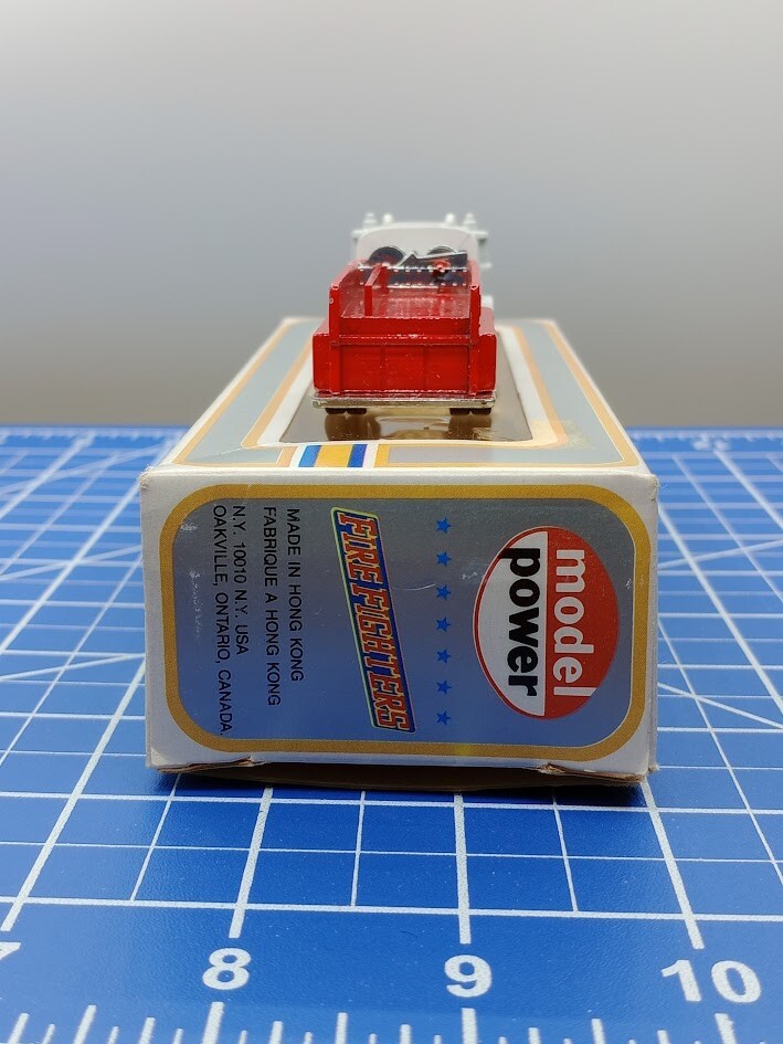 Model Power Fire Fighters 7766 HO Diecast Fire Engine Pumper ...