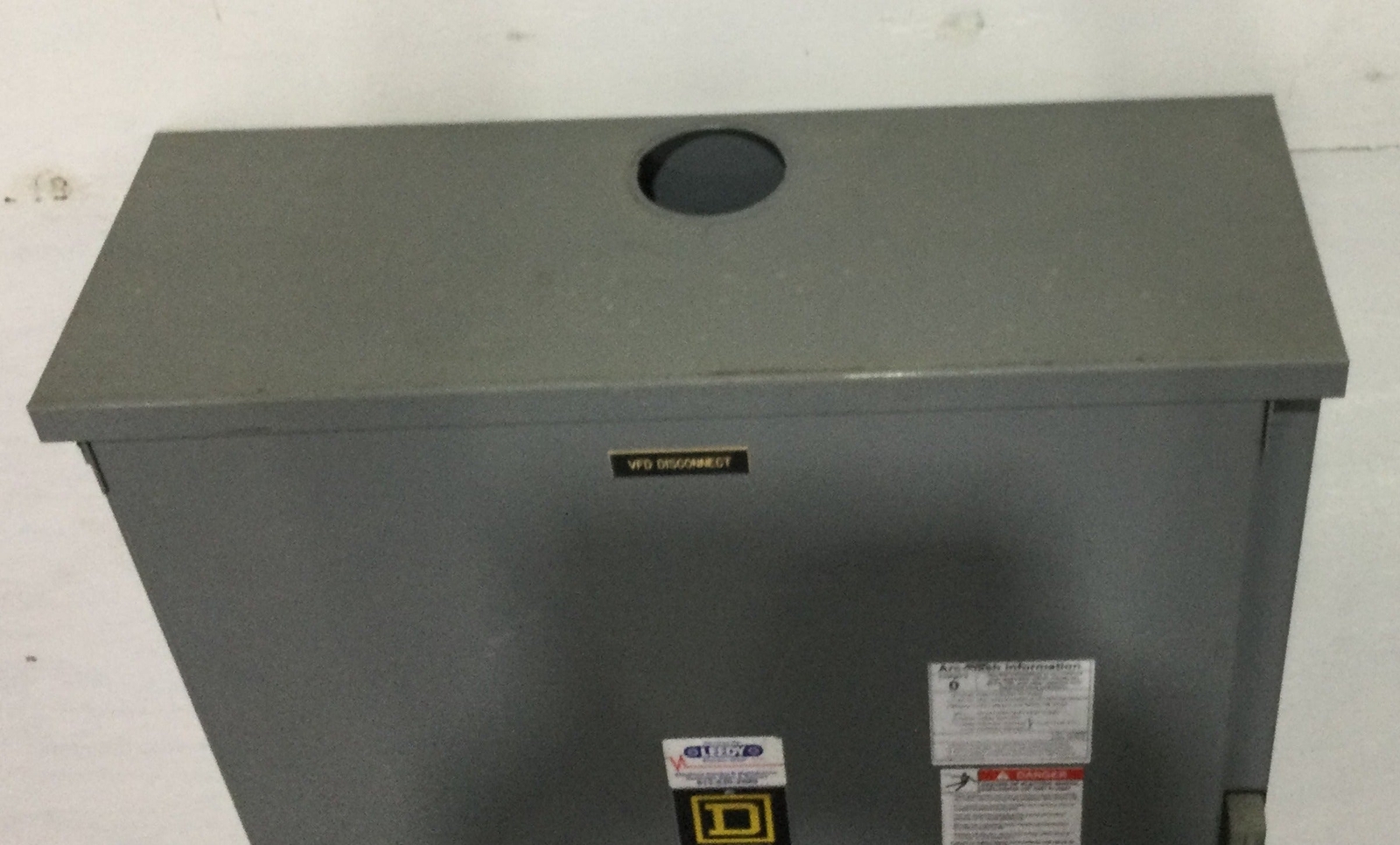 Square D H365NR -Safety switch, Fusible, 400A, 4 wire, 3 pole, 600v ...