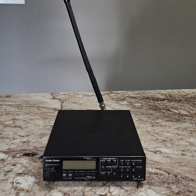 Radio Shack PRO-2026 Police SCANNER Desktop base or mobile 100 Channel ...