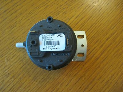NEW Honeywell furnace hvac vacuum air pressure switch E2074501 IS20252 ...