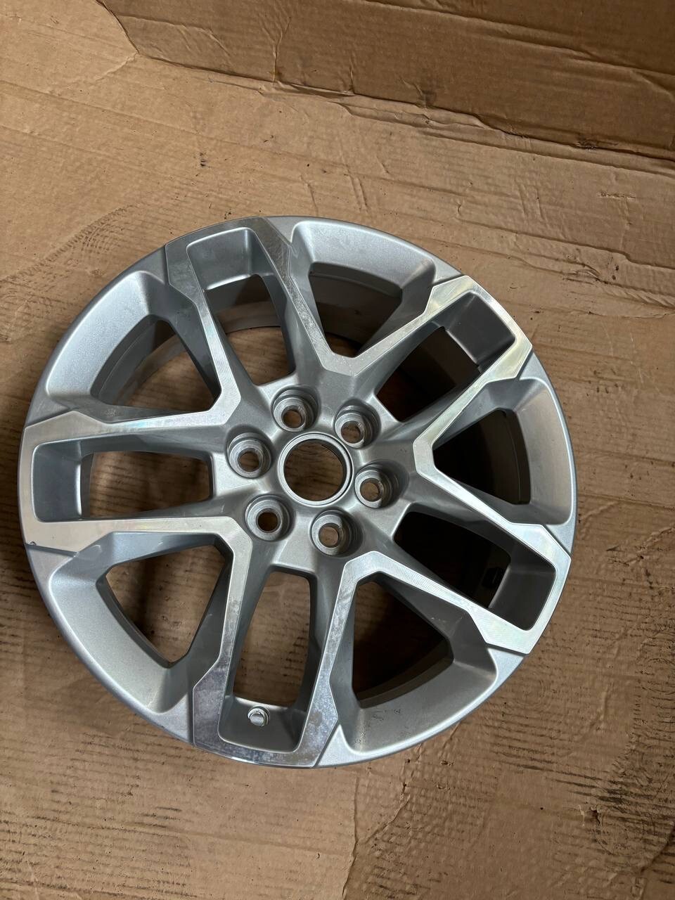 2018-2023 Chevrolet Traverse Wheel 18 Inch Silver Alloy Rim New OEM | eBay