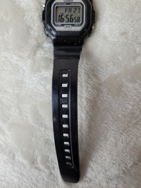 Casio Illuminator 3224 F-108whc White Digital Watch Alarm Chronograph 2 ...