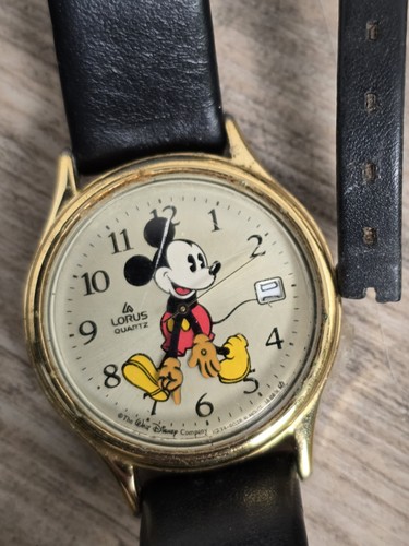 Lot of 63 Watches Mens Womens Childrens Fitness Untested Vintage Modern ...