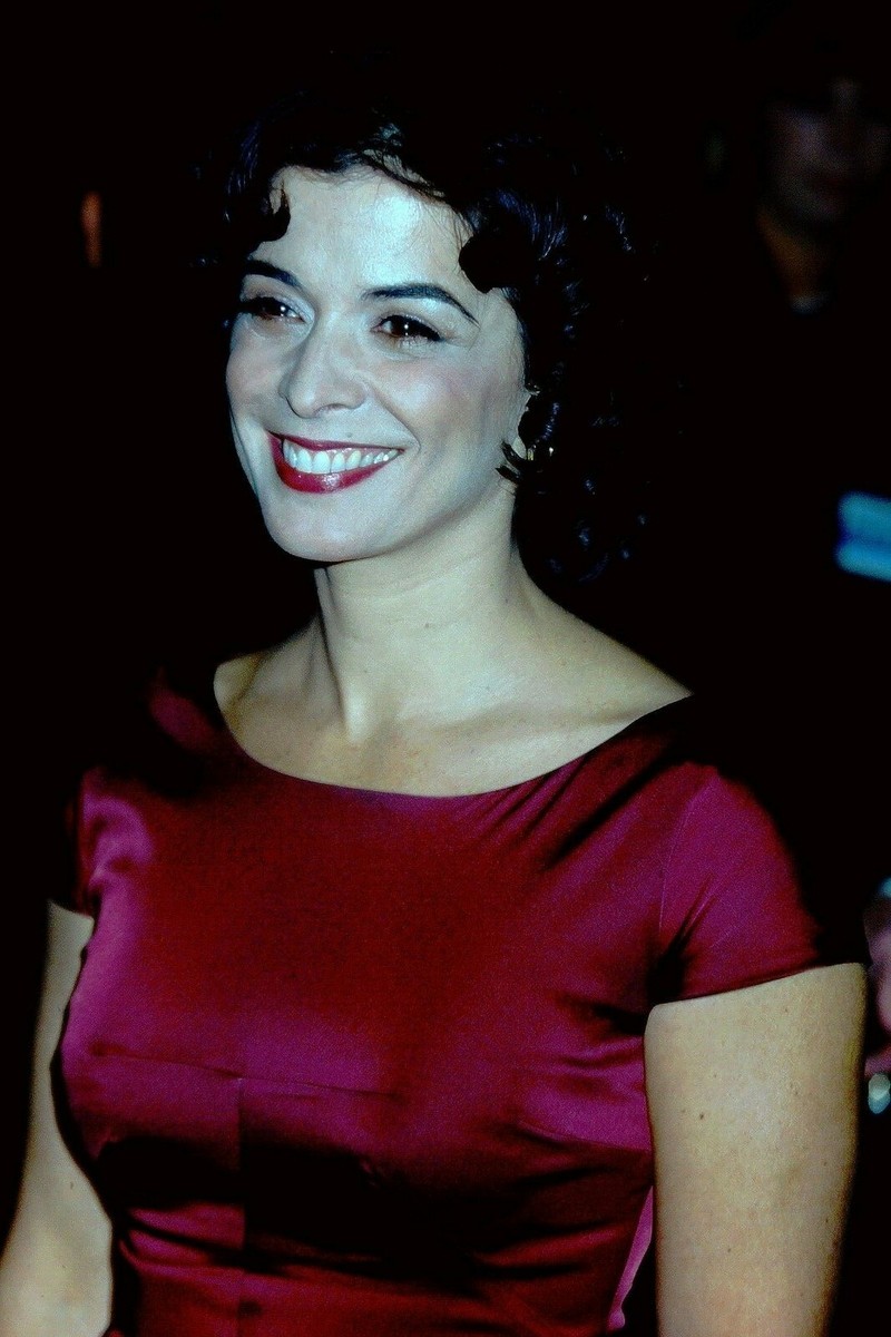 Annabella Sciorra 1990