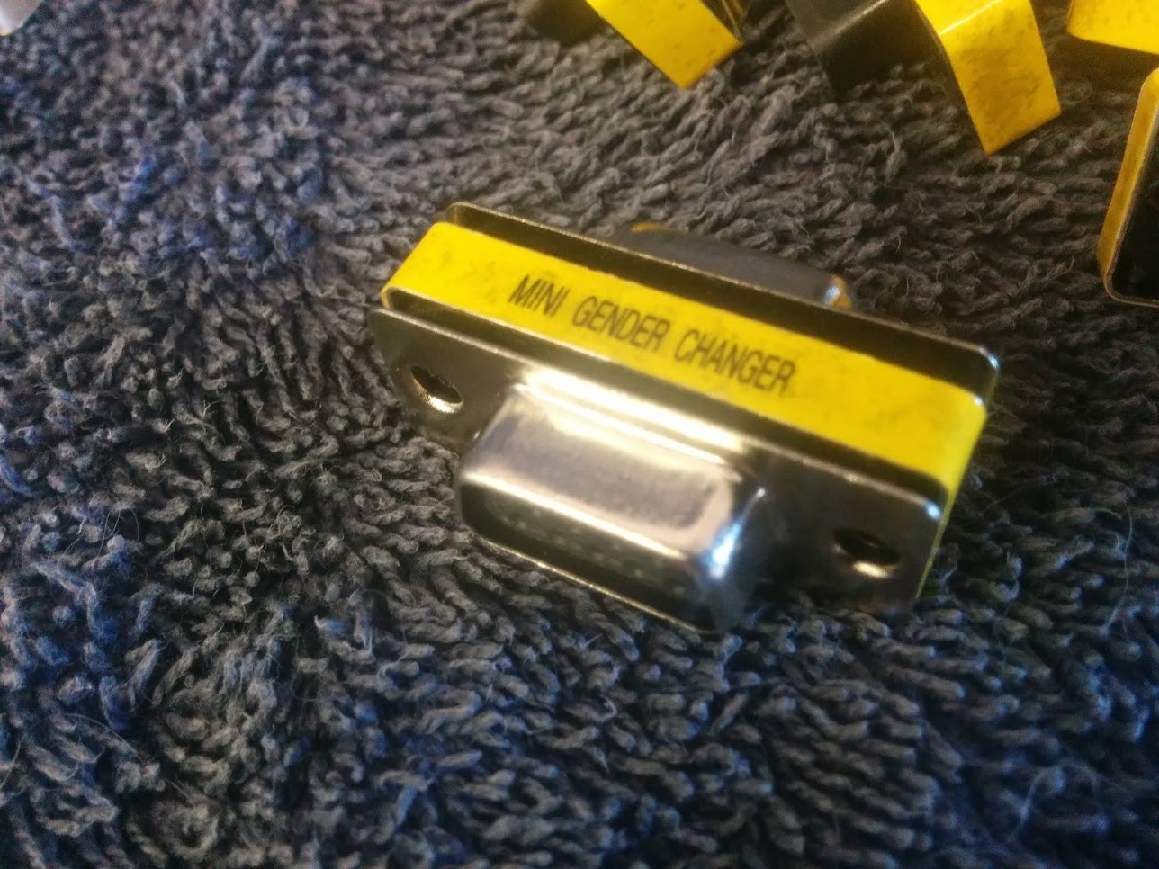 Mini Gender Changers 5199906 15 Pin Male to Male Lot of 25 w/ assorted ...