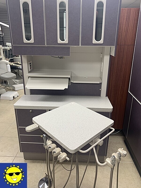 Adec 5580 Rear Treatment Cabinet w/ Dr Delivery & Assistant Pkg ...