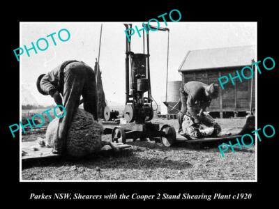 OLD LARGE HISTORIC PHOTO OF PARKES NSW COOPER 2 STAND WOOL SHEARING ...