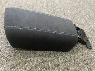 OEM IB846-AP000 ALCANTARA ARMREST ASSY Ups/Ems for Hyundai Elantra CN7 ...