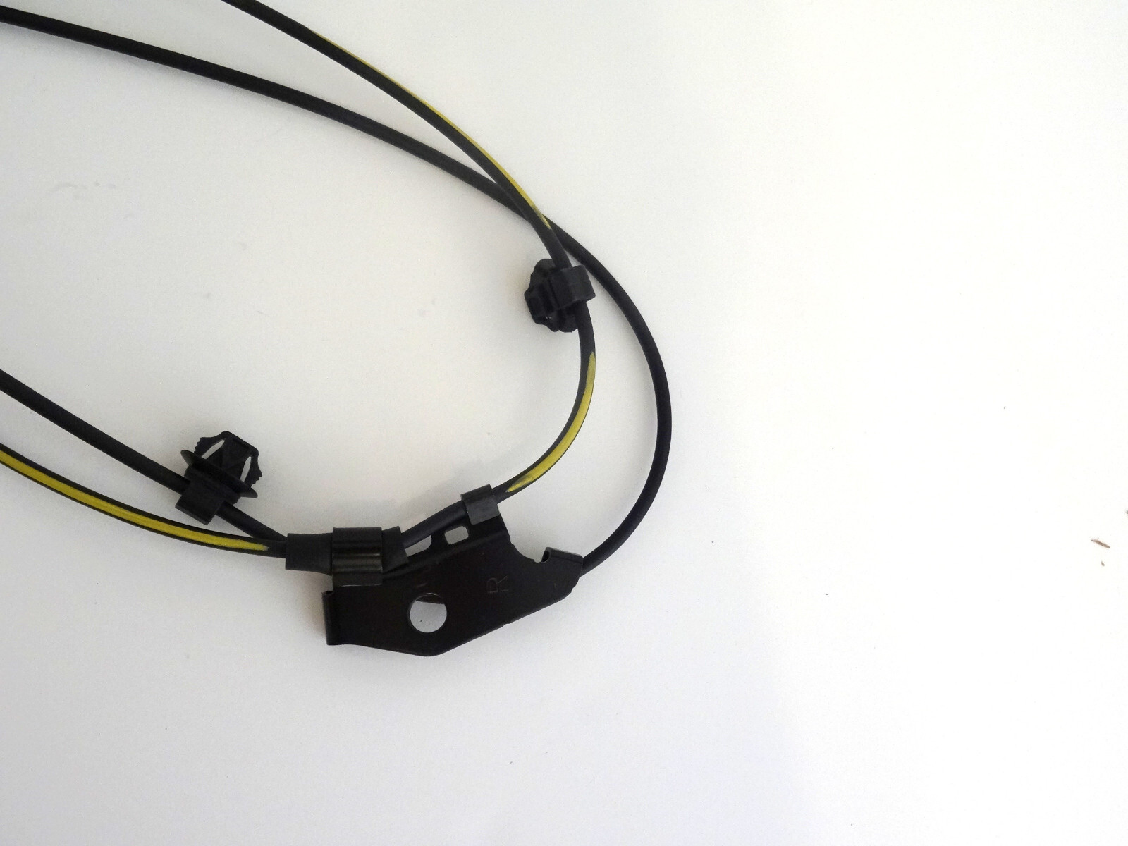 Toyota RAV4 New OEM ABS Wheel Speed Sensor Passenger Side 89542-0R010 ...