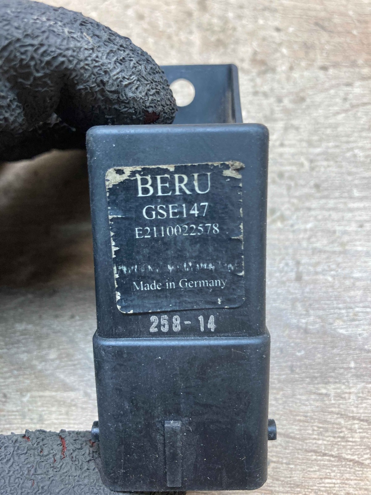E2110022578 GSE147 Glow Plug Module Unit Relay Control Beru | eBay