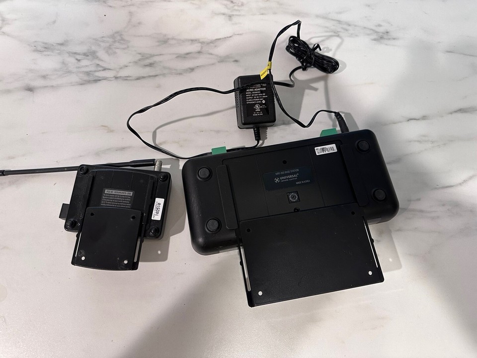 Universal Remote Control (URC) MRF-350 Base Station and RFX 250 RF ...