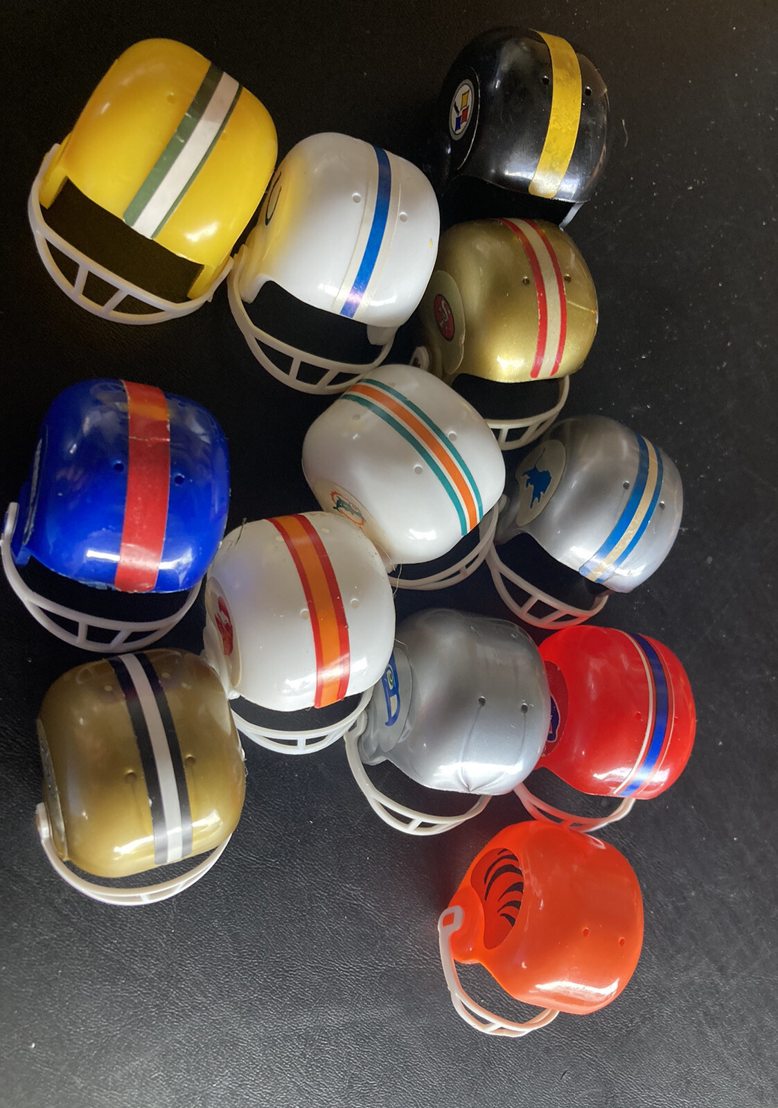 Lot 12 Vintage NFL Mini Gumball Football Helmets ~ in Mixed Condition ...