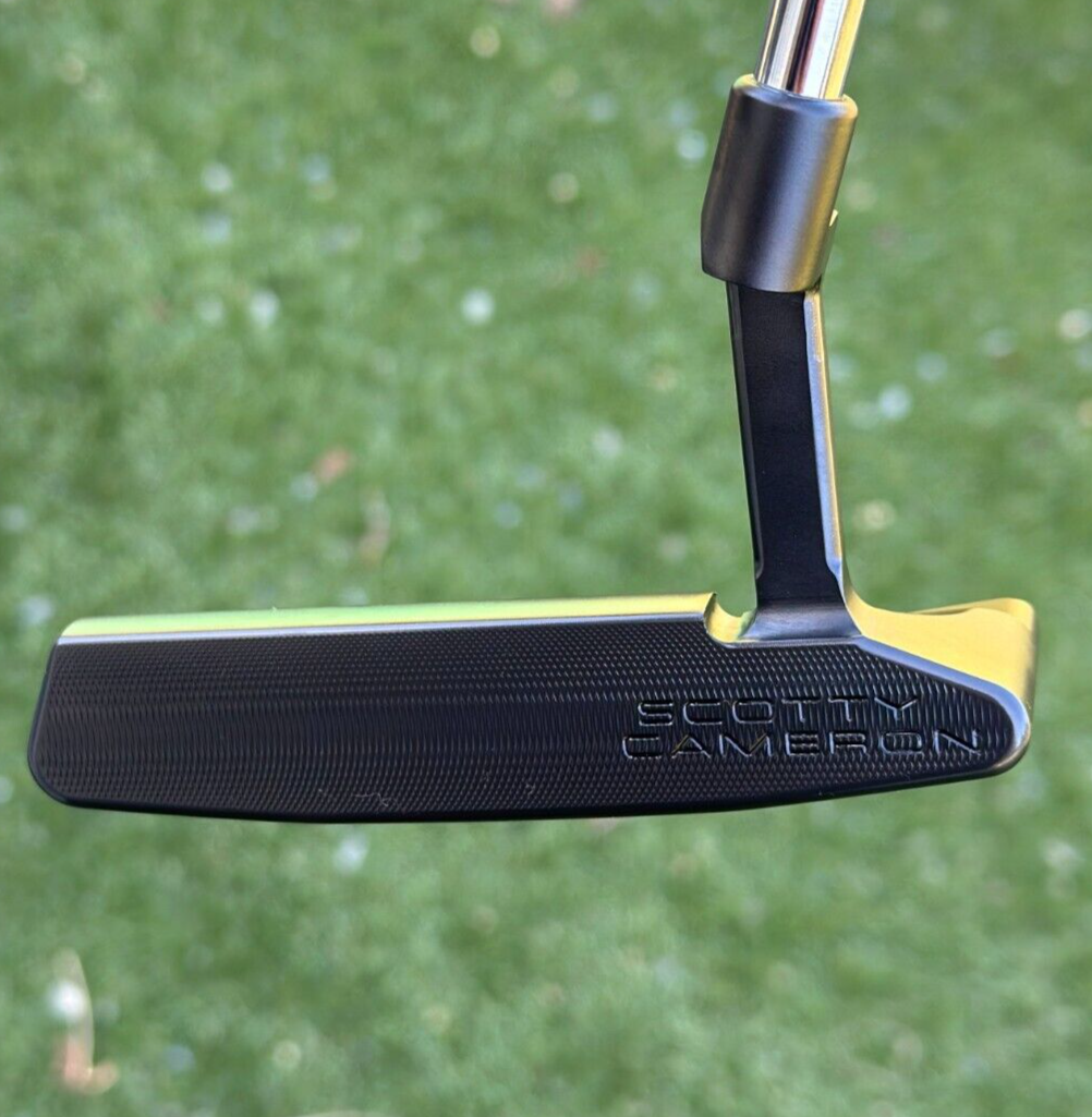 Scotty Cameron Titleist Jet Set Newport 2 Plus + Limited Scotty Cameron Titleist Jet Set Newport 2 Plus + Limited