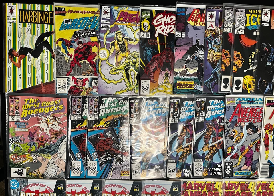 LOT (36) Mixed Comic Books (Marvel, DC, Valiant) Daredevil Batman Ghost Rider #1 | eBay
