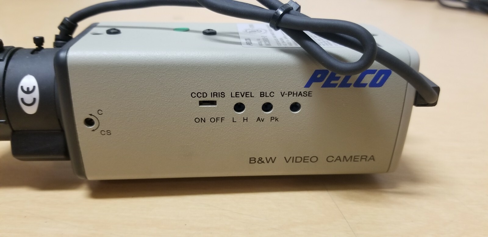 Pelco B&W CCD Security Camera With F1.4 3-8mm Lens MC3800-2 for sale ...