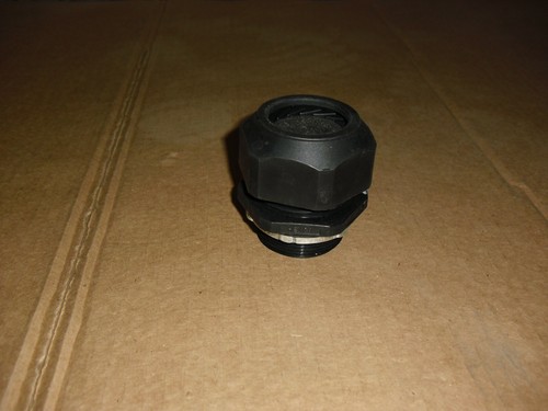 10 Ea. Heyco Liquid Tight 9 hole Cord Grip 1 1/2" NPT w/ Lock Nut ...