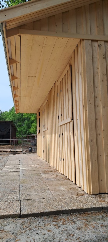 Pferdestall Doppelbox Weide-hütte 3,5 x 8,5 m Heu-lager Pferdebox 1m ...