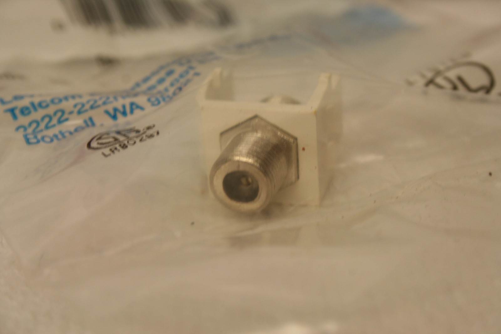 White Leviton 41084-fwf Quickport F Type Coax Jack Connector M5 for ...
