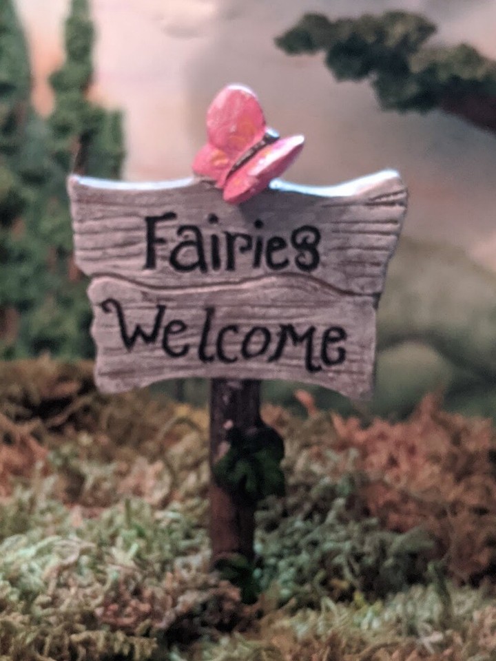 Fairies Welcome Sign Pick w Butterfly MI 55850 Miniature Fairy Garden ...