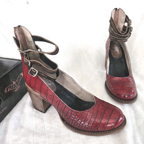 Freebird Randi Strappy Heels Red Embossed Leather Sz 10 Western Coastal ...
