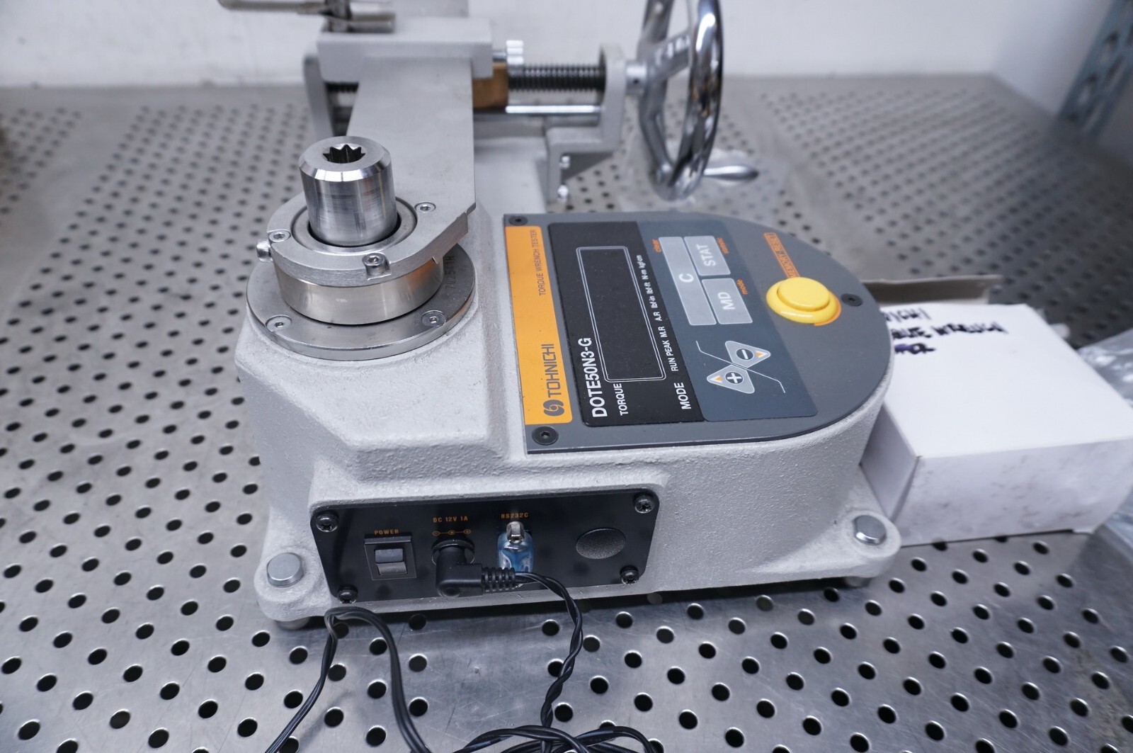 Tohnichi DOTE50N3-G Torque Wrench Tester Calibrator 5-50 N.M 44-440 lbf ...