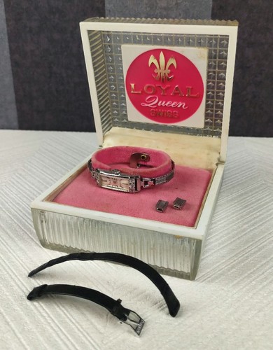 Loyal Queen Square Wgk14 Swiss Made Analog Vintage Collectable | eBay