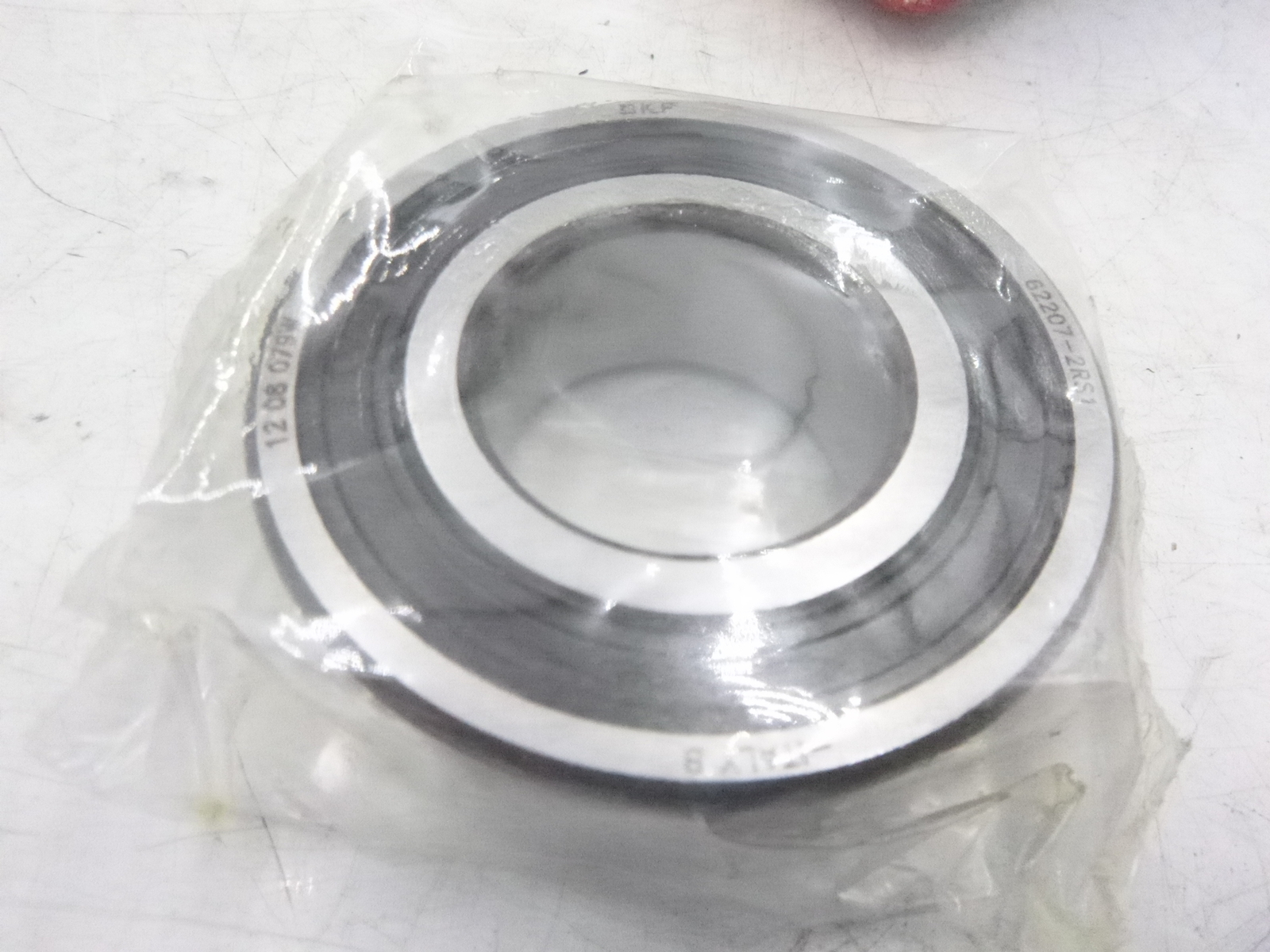 62207 2rs1 SKF Single Row Ball Bearing for sale online | eBay