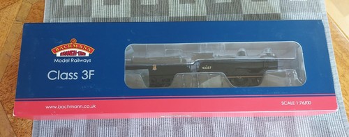 Bachmann 31-626A Class 3F '43257' O-6-0 Tender Loco. Early BR Black ...