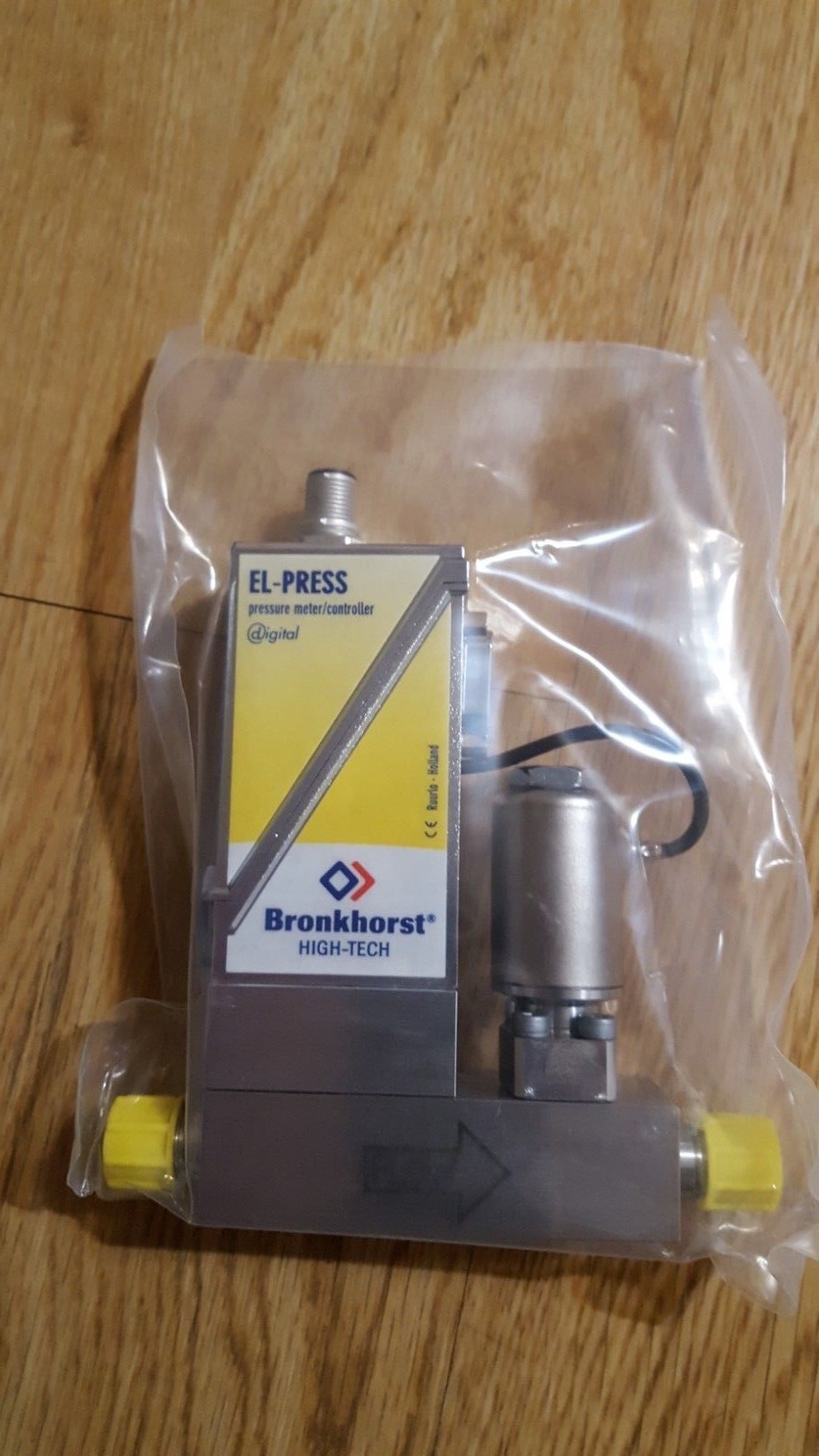 BRONKHORST EL-PRESS AIX-001DE 1900mln/min H2 Pressure Meter Controller ...