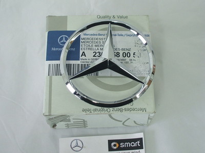 NEW Genuine Mercedes-Benz R230 SL-Class Rear Boot Emblem Star Badge ...