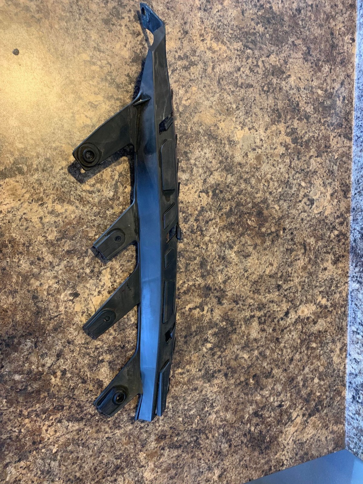 Chevrolet 20809852 Genuine OEM Headlamp ASSY Lower Support for sale ...
