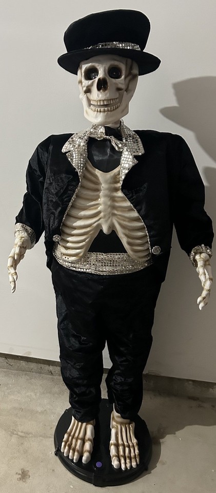 Gemmy Skeleton Singing Dancing Life Size 5’ Halloween Animatronic Prop ...