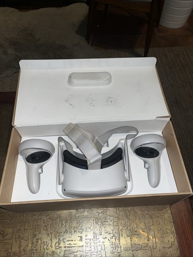 Oculus Quest 2 64gb with Original Box, Controllers | eBay