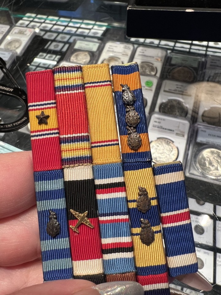 WW2 era Militaria Lot - Ribbons Pins star patches Army Navy USMC - Many ...