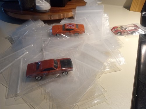 Hot Wheels Zip Lock Storage Bags 400 Count New Condition 5x3 Inch Fast ...