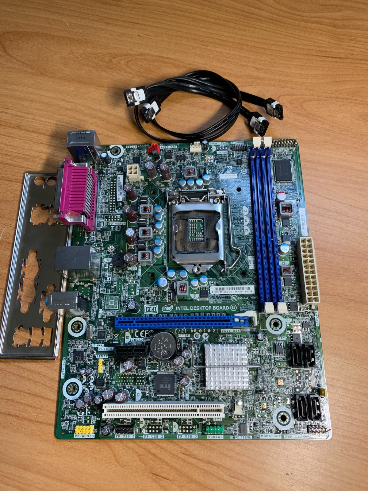 Intel DH61WW Motherboard LGA1155 mATX w Sata Cables, IO Shield - TESTED ...