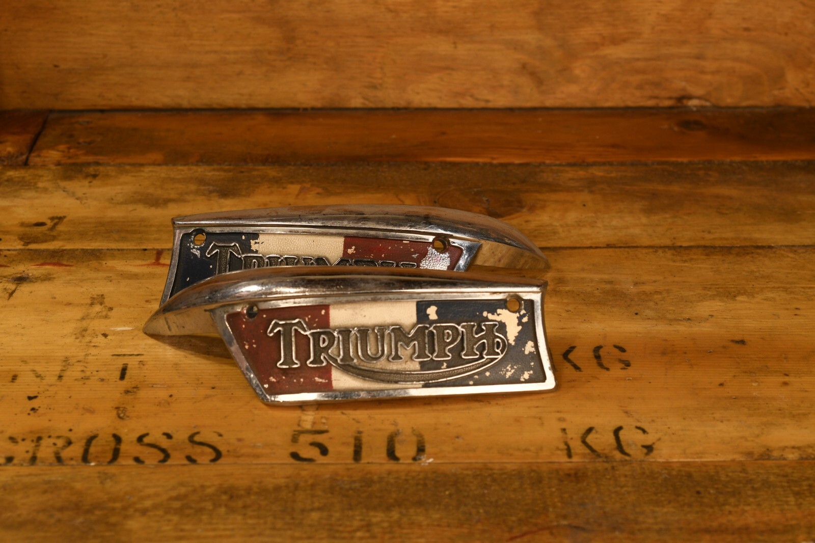 Triumph 650 500 T120 TR6R Tank Badges Left and Right Pair of Emblems 69 ...