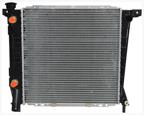 Radiator Fits 1985-1994 Ford, Mazda B3000, Bronco II, Explorer, Ranger ...