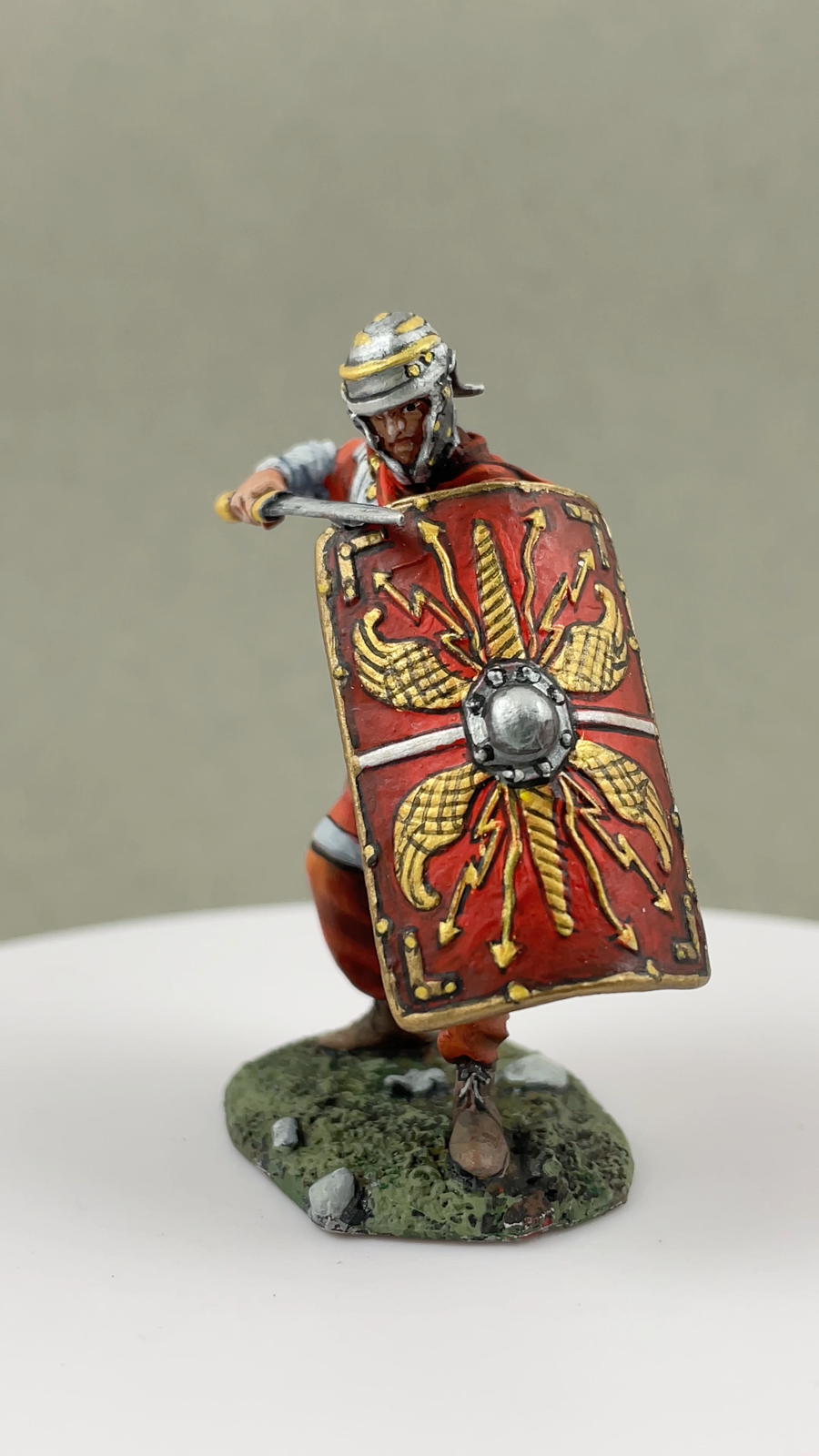Roman Legionary 54 mm 1/32, Second Legion Augusta, Hand painted soldier ...