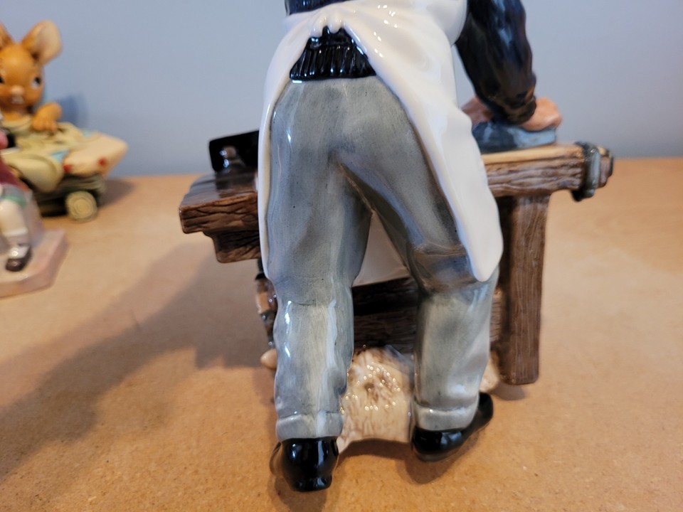 Royal Doulton Bone China Figurine "The Carpenter" HN2678 Mint Condition ...