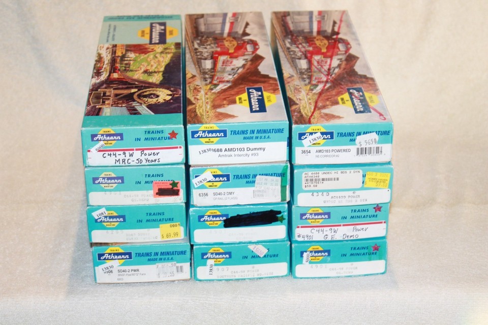 * Athearn Blue Box Miscellaneous Accessories * 12-1/2" Empty Box Lot of ...