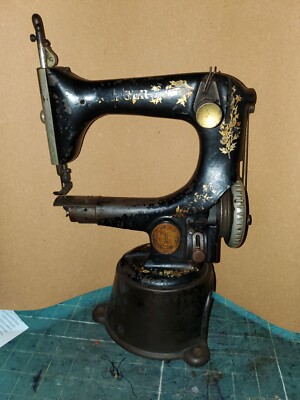 Sewing Machines - Singer Model 24
