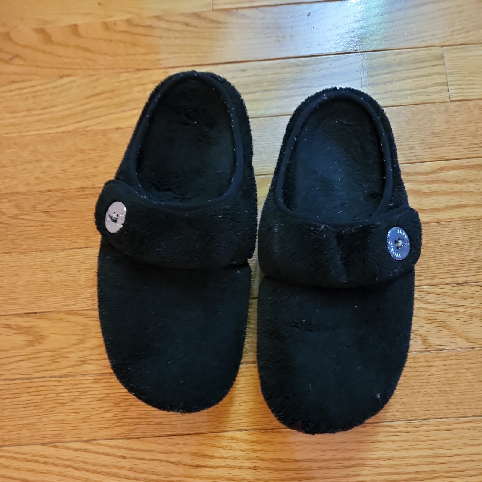 Vionic Sadie Women's Plush Adjustable Strap Orthotic Slippers Black ...