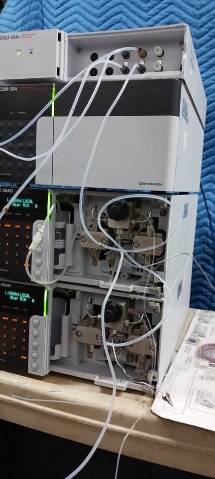 Shimadzu Prominence HPLC LC-20 System DGU 20A3, CBM 20A, LC20AD ( QTY 2 ...